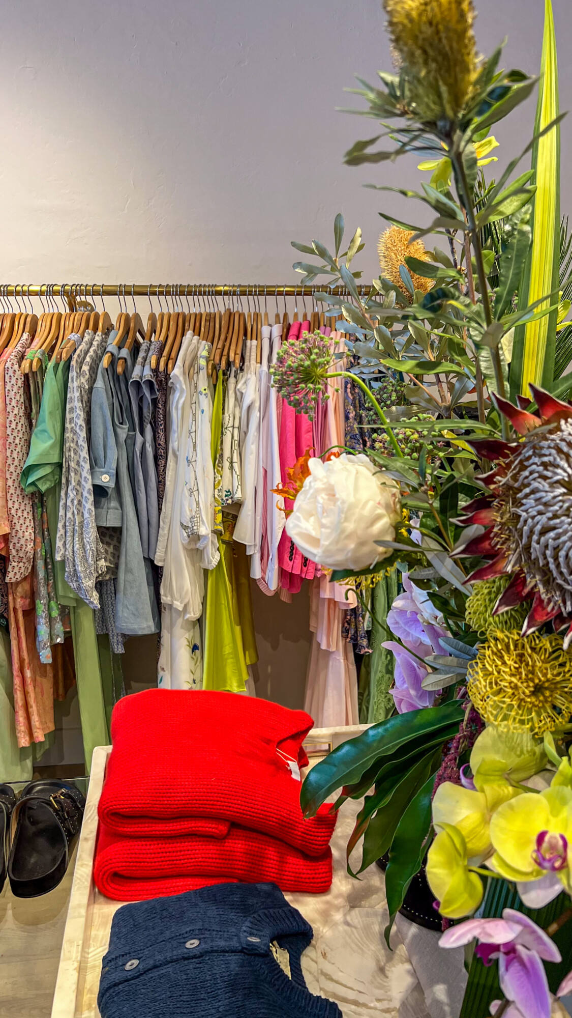 Eli - The Curated Shopper